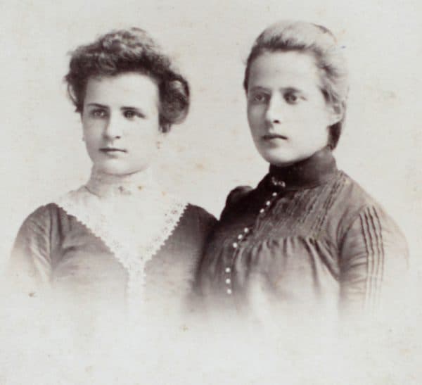 Researching Female Ancestors - Emma Cox Genealogy